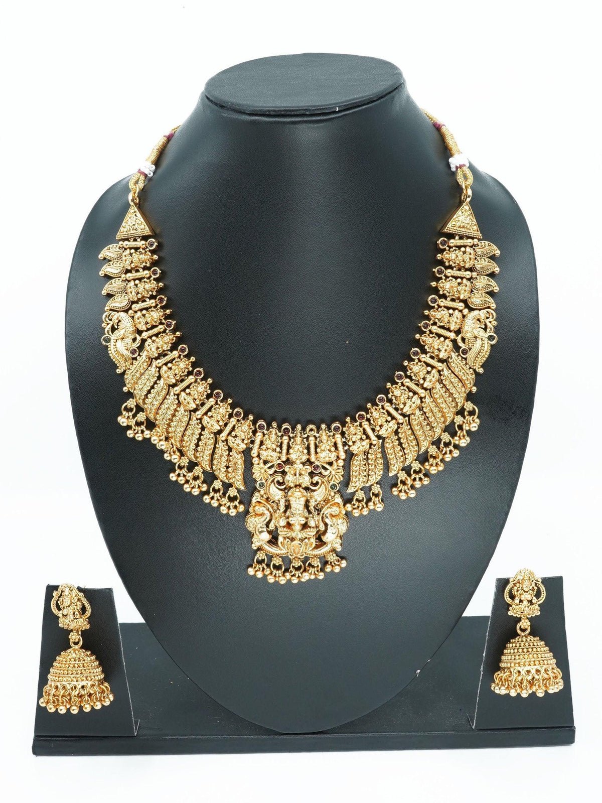 Buy Gold plated Imitation Jewelry Pipe Short Necklace Set Online - Griiham
