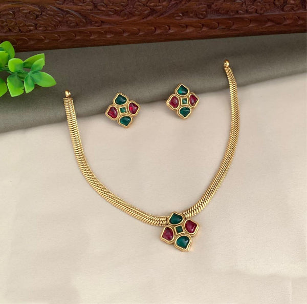 Elegant simple Short Necklace 20067n – Griiham