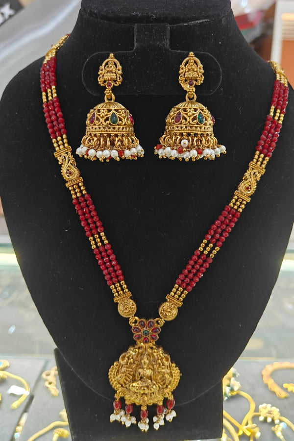 Gold Plated coorgi Pendant with green crystals – Griiham