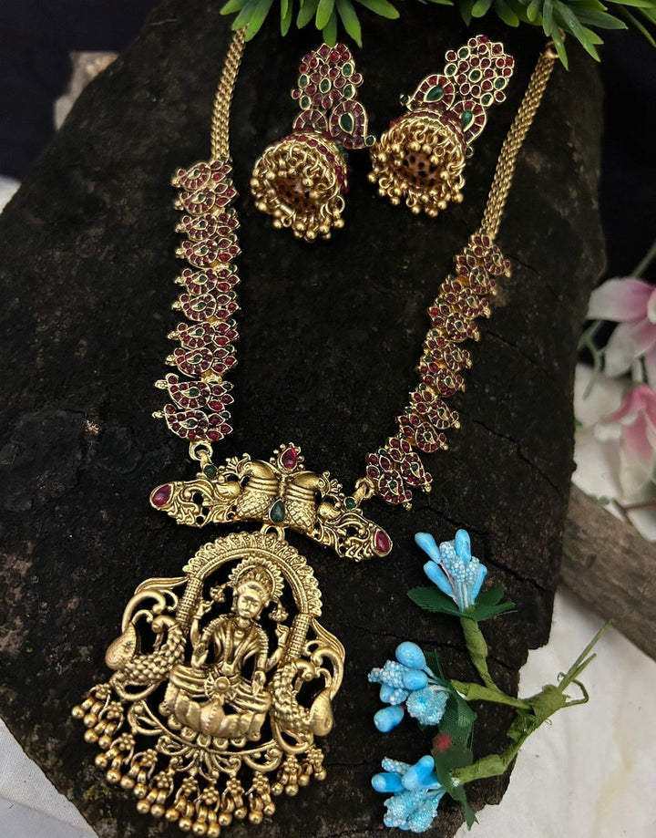 Long Necklace/Haaram – Griiham